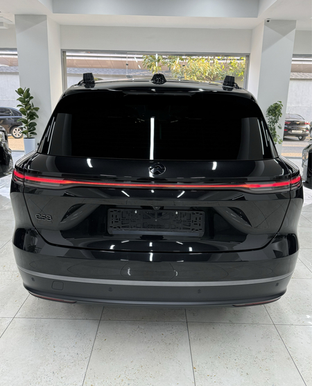 NIO ES8 Elektro сотилади