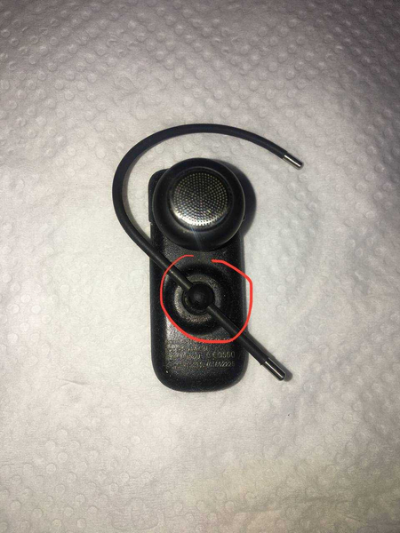 Bluetooth-гарнитура Nokia BH-801 состояние Б/У