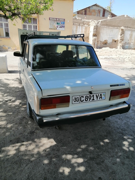 Срочно ВАЗ 2107 СОТИЛАДИ 1991 ЙИЛ