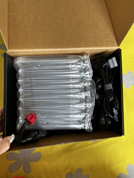 Блок питания GameMax VP700 RGB