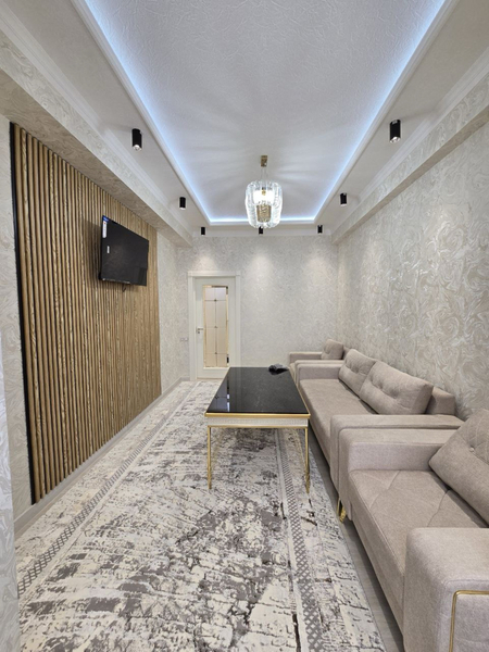 Продается 3 ком. Квартира еа 2 этаже площадью 70 кв.м. В Геофизике