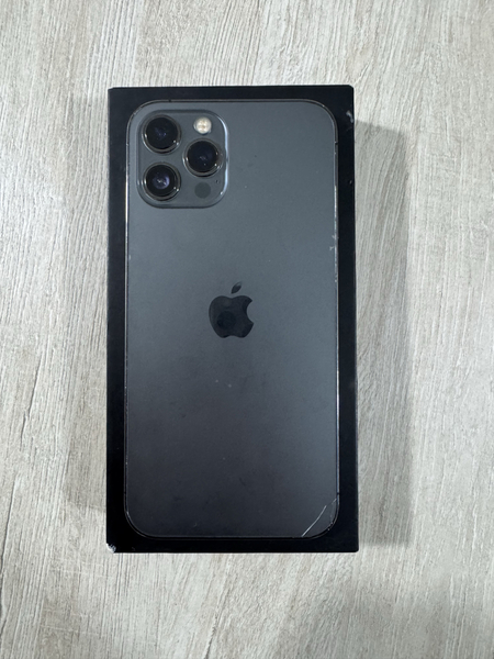 Продам IPhone 12 Pro Max