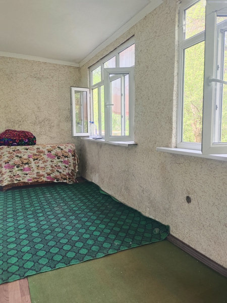 Cilonzor parus yonida qizla va ayolla ucun 650 ming kv bor BEZMAKLER