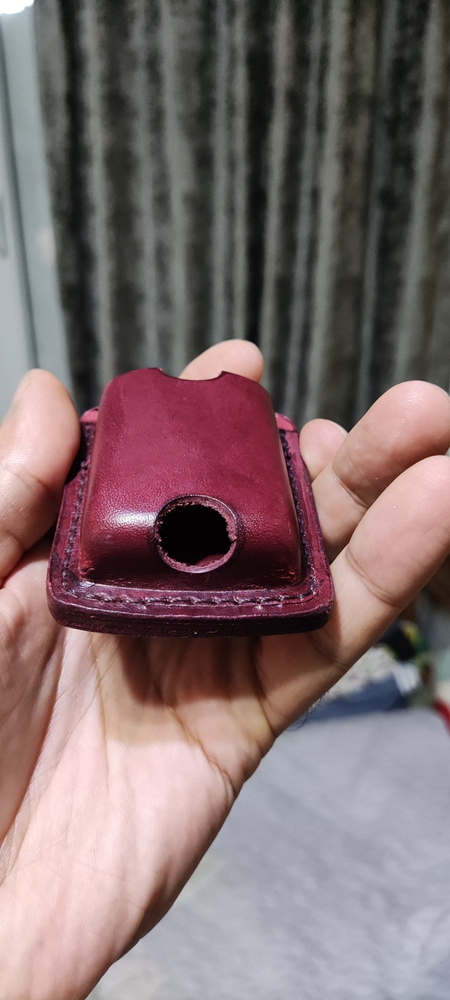 Кожаный чехол для бензиновых зажигалок форм фактором Zippo.