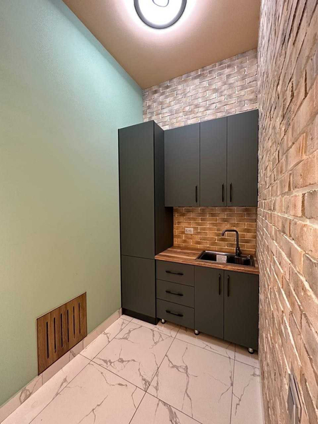 Продаётся офис/квартира 97м2 с арендатором New LIFE
