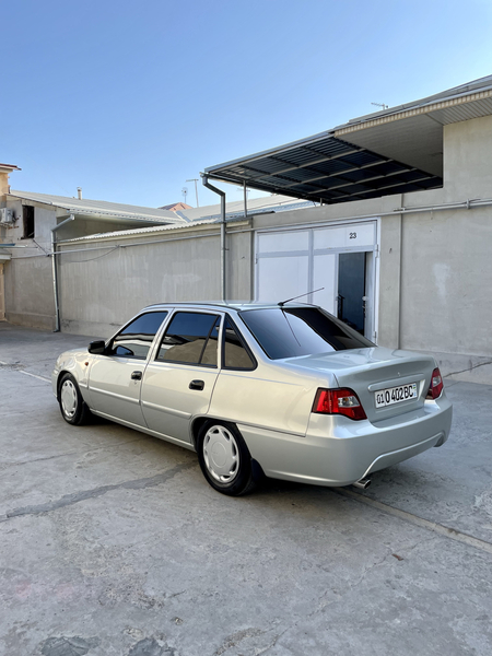 Nexia 2 1.6 donc sotiladi