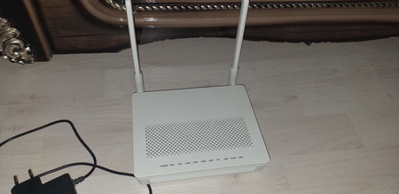 Wi fi rotri hali yangi 3 oy ishlatilgan