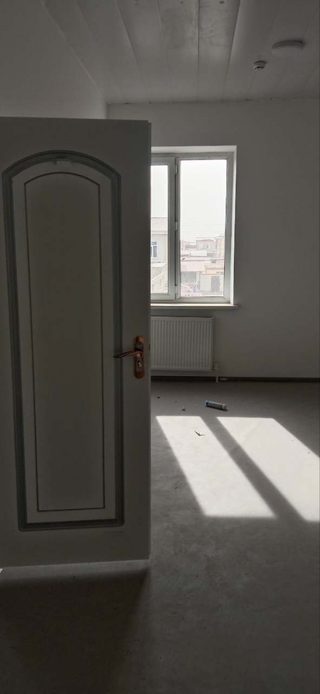 Продаётся здани 6сотох