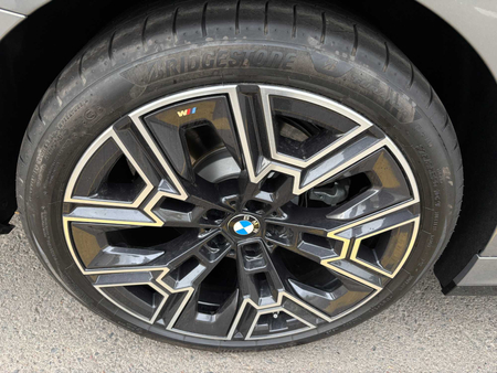 2024/25 BMW 530LI 2.0L Turbo 5 серии Бензин bez probeg!