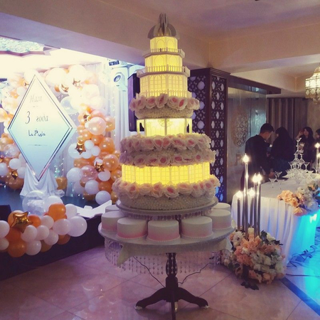 Tort maket To'y tantanalar uchun