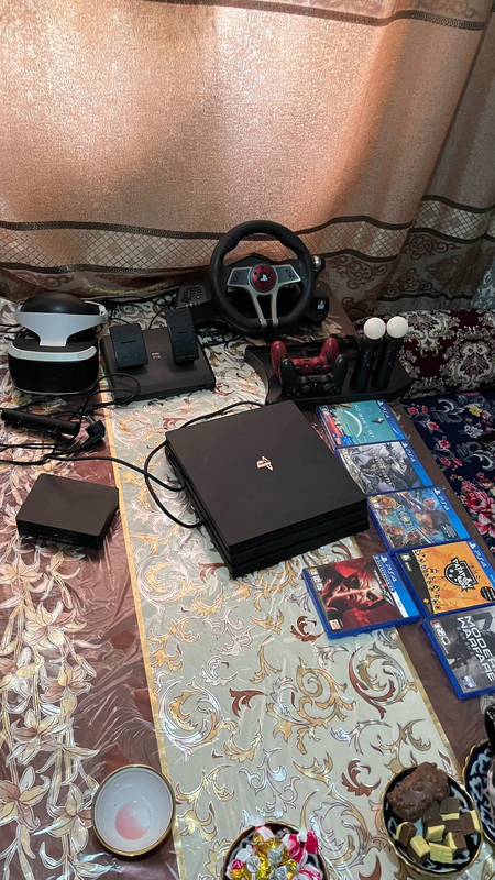 Playstation 4 Pro 1 TB