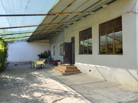 Uchastka sotiladi