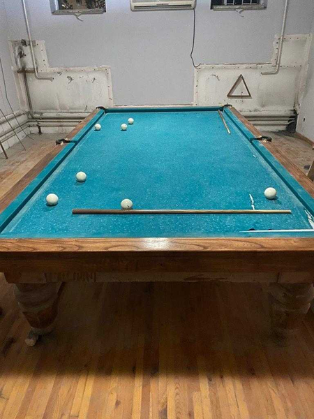 Russian Pyramid Billiards table ру́сский билья́рд