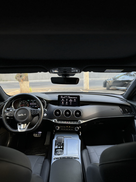 KIA Stinger GT AWD
