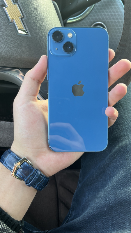 Iphone 13 blue color