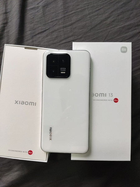 Xiaomi 13 8/256 Gb