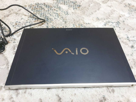 Sony VAIO Intel Core i5-2410M 13.1