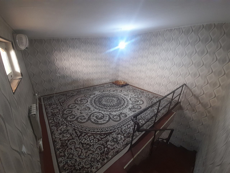 1xona katej uy sotiladi Yashmabod tumani Jarkurganiski kuchasi