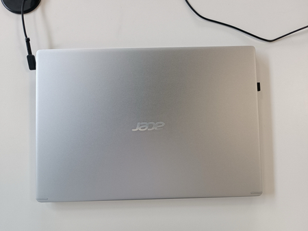 Acer aspire A515