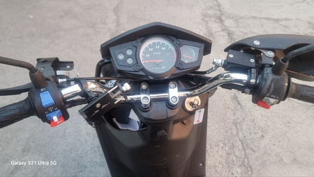 Moto Skuter 150 kub benzin  sotiladi