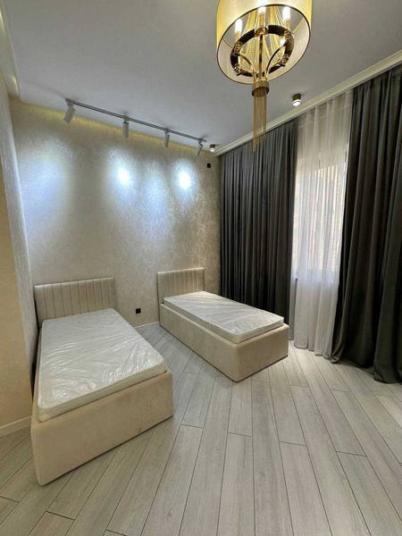 E816 СРОЧНО ПРОДАЕТСЯ! Чиланзарский 3х ком нов. на \\\