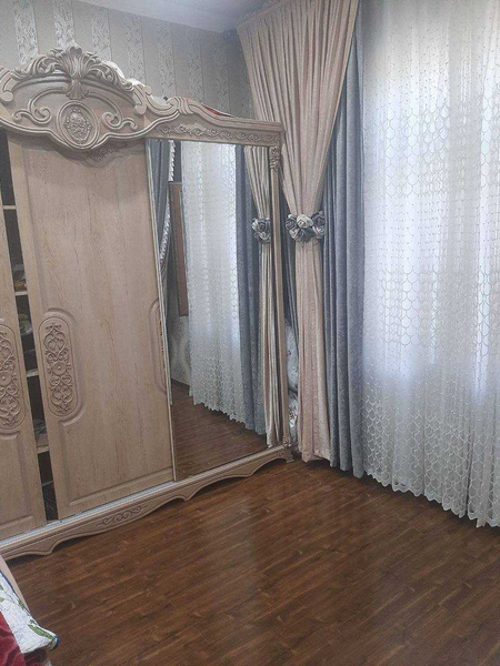 Янгиобод мах. 4,05 сот 5 хона 2 этажли 5 хона Каробка ховли сот.