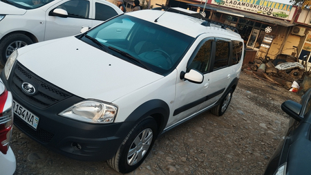 Lada Largus cross