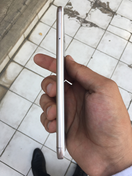 Redmi 5 plus 64 gold