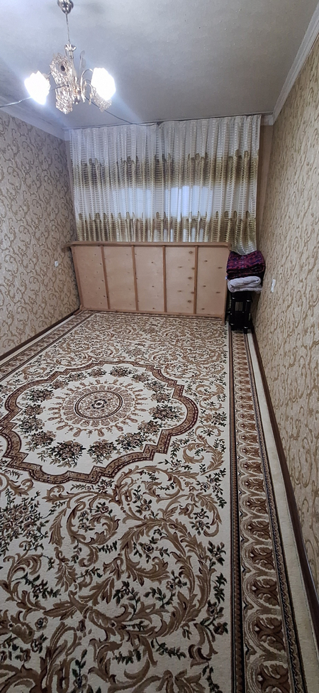 Эшангузар, 1-микр-н