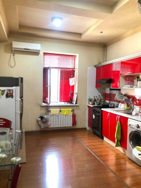 На Чехова ойбек 158м2 огромная трешка SALE срочно!`