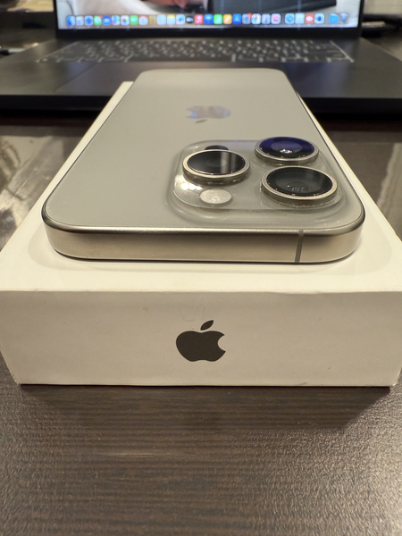 Iphome 15 pro 1 TB