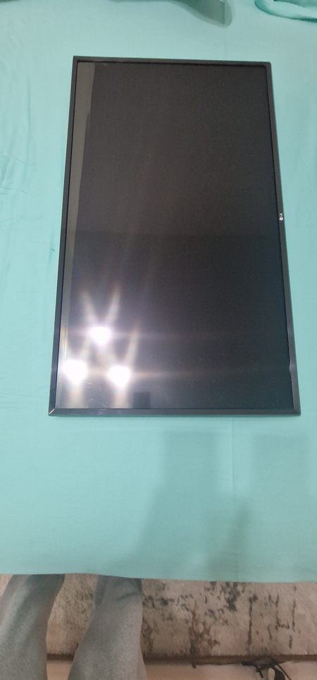 Телевизор LG 43UJ630V