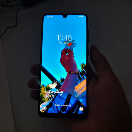 Samsung A31 xolati yangi