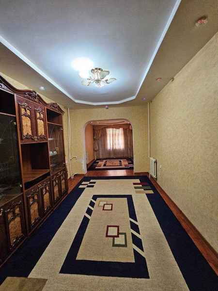 Продаётся 2х комн квартира на 2 этаже Ор-р Пиридастгир