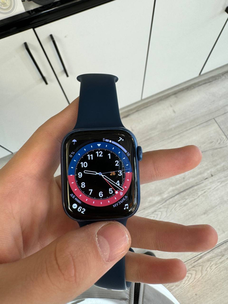 Iwatch 7/45mm sotiladi holati yaxshi