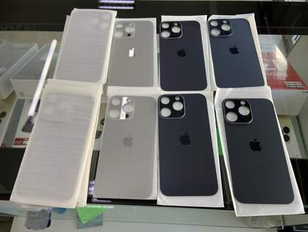 iPhone XR 13 14 15 pro krishka steklo zapchast
