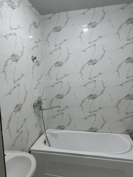 Kvartira sotiladi 60 kvadrat 2 xona