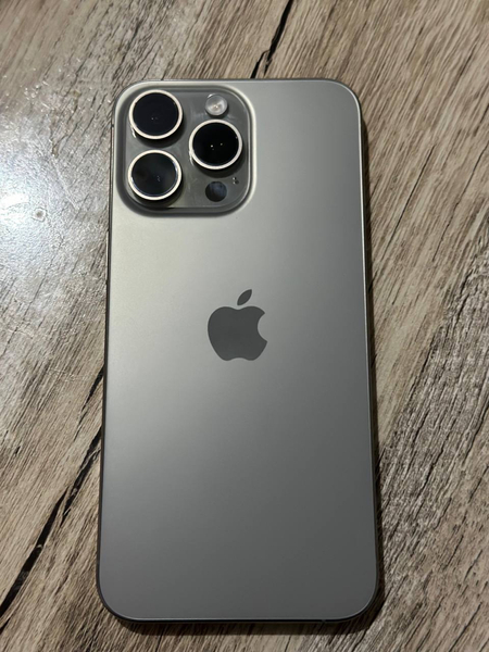 iphone 15 Pro Max 256gb hamma narsasi bor