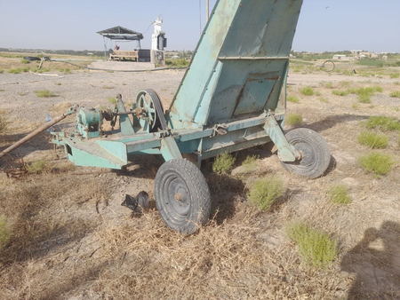 Traktor Kir paltara sotiladi Beda uradigan