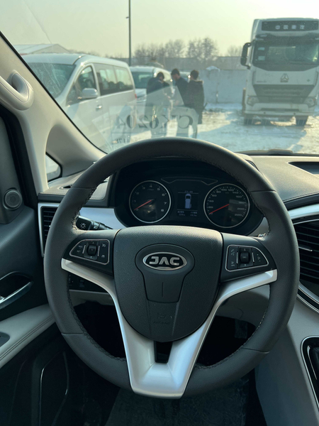 Jac M4 MiniBus 11 ўриндиқли