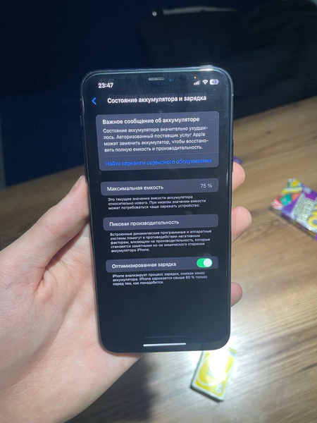 Iphone 11 pro max 64gb, 75yomks, ideal bir qol ayol kishi ishlatgan