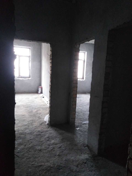 Продаётся 2х комнатная квартира в центре ориентир Зебо (Зархал)