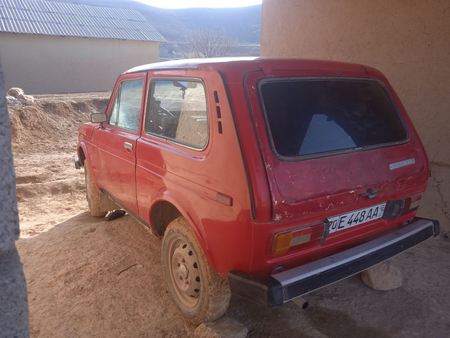 Niva2121 sotiladi