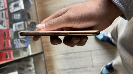 IPHONE 11 pro 64gb