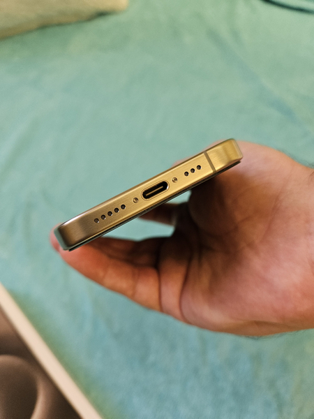 Iphone 15 pro 128 gb