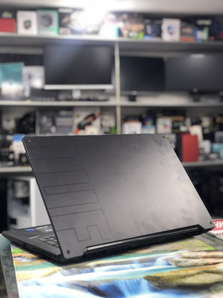 Kuchli igrovoy noutbuk ASUS TUF Gaming