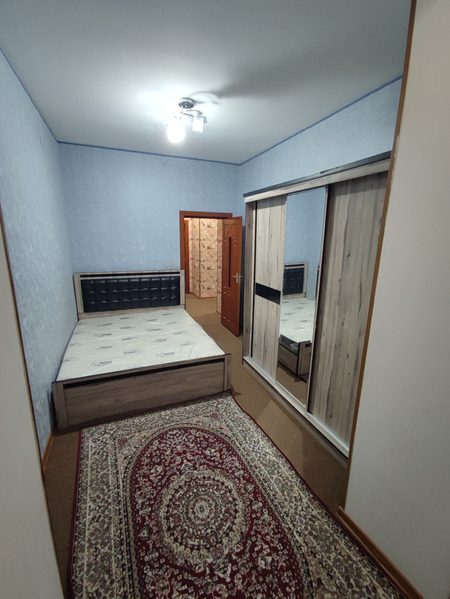 2х комнатная в центре Чирчика