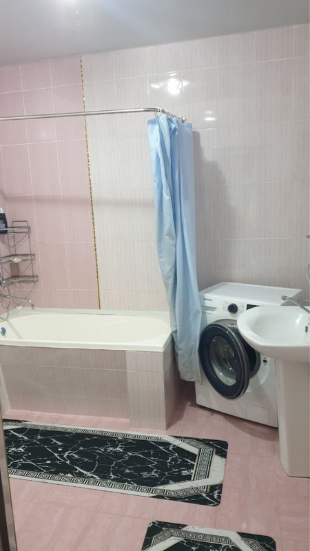 Продаю 3 комнатную на ЦУМе