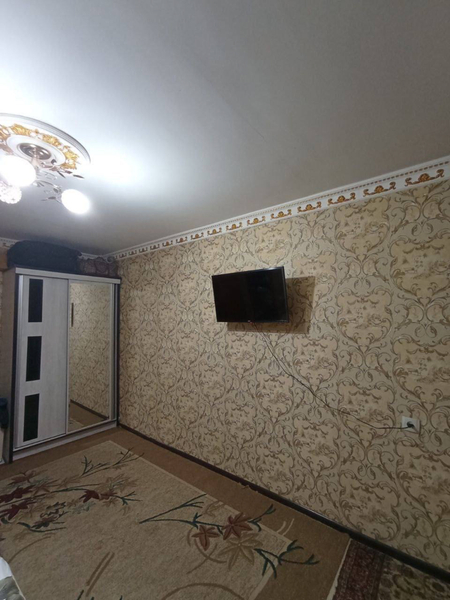 СРОЧНО ПРОДАЮ.  Чиланзар 7.