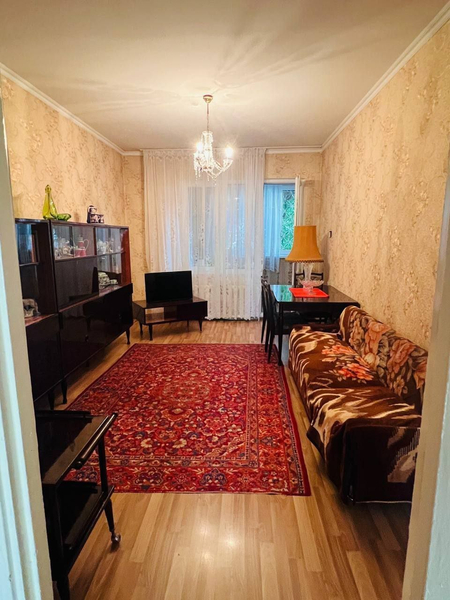 Продам 3 комнатную на Юнусабаде 11 квартале